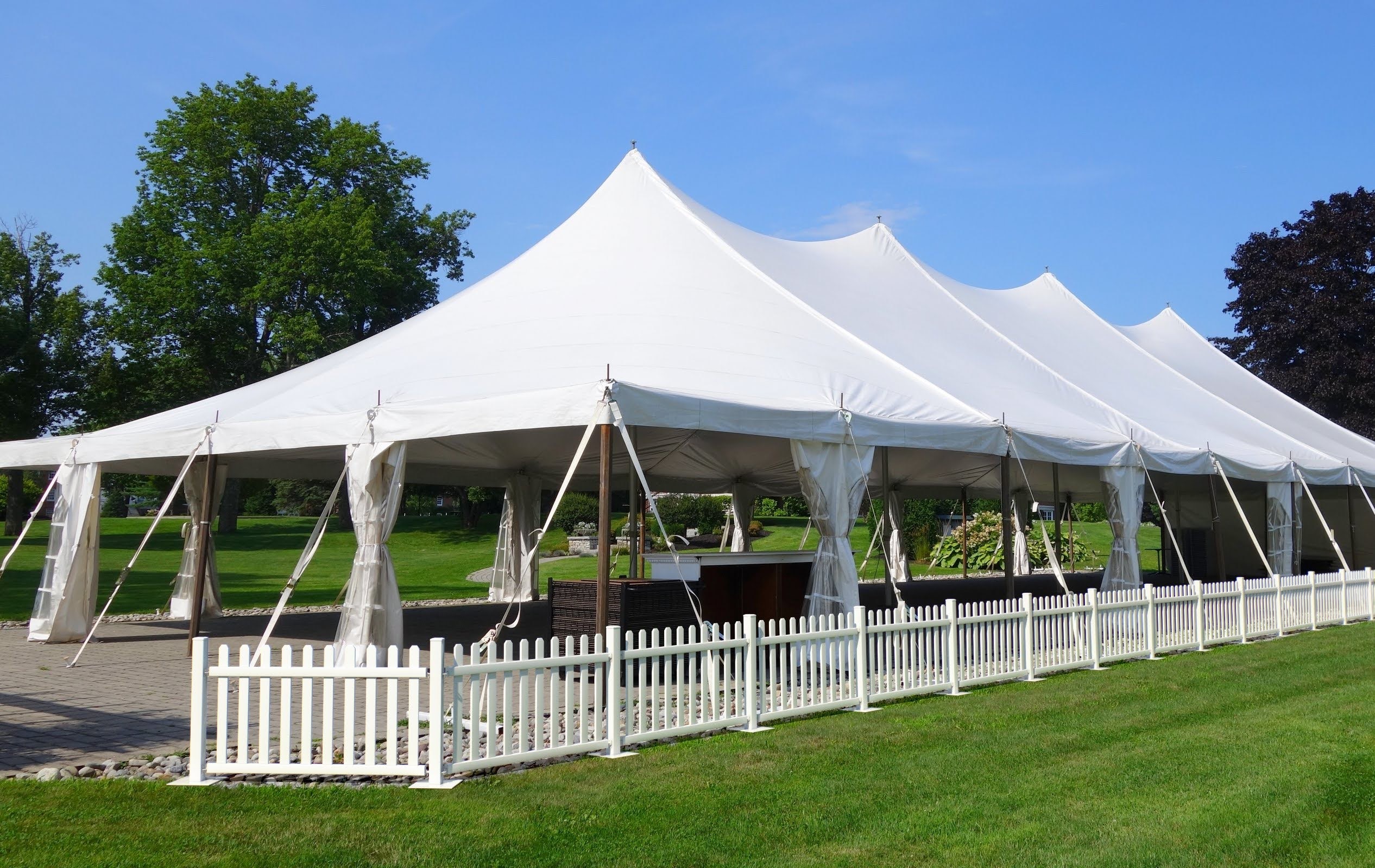 ModFence Portable Fencing - Tentwares Accessory Catalog